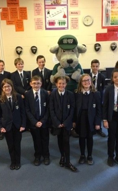 The Emmbrook School - Home