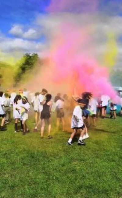 The Emmbrook School - Home