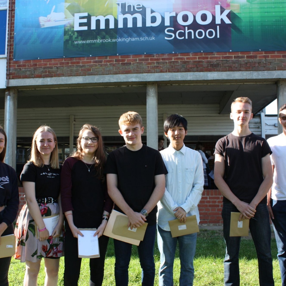 The Emmbrook School - Fantastic GCSE Results 2019